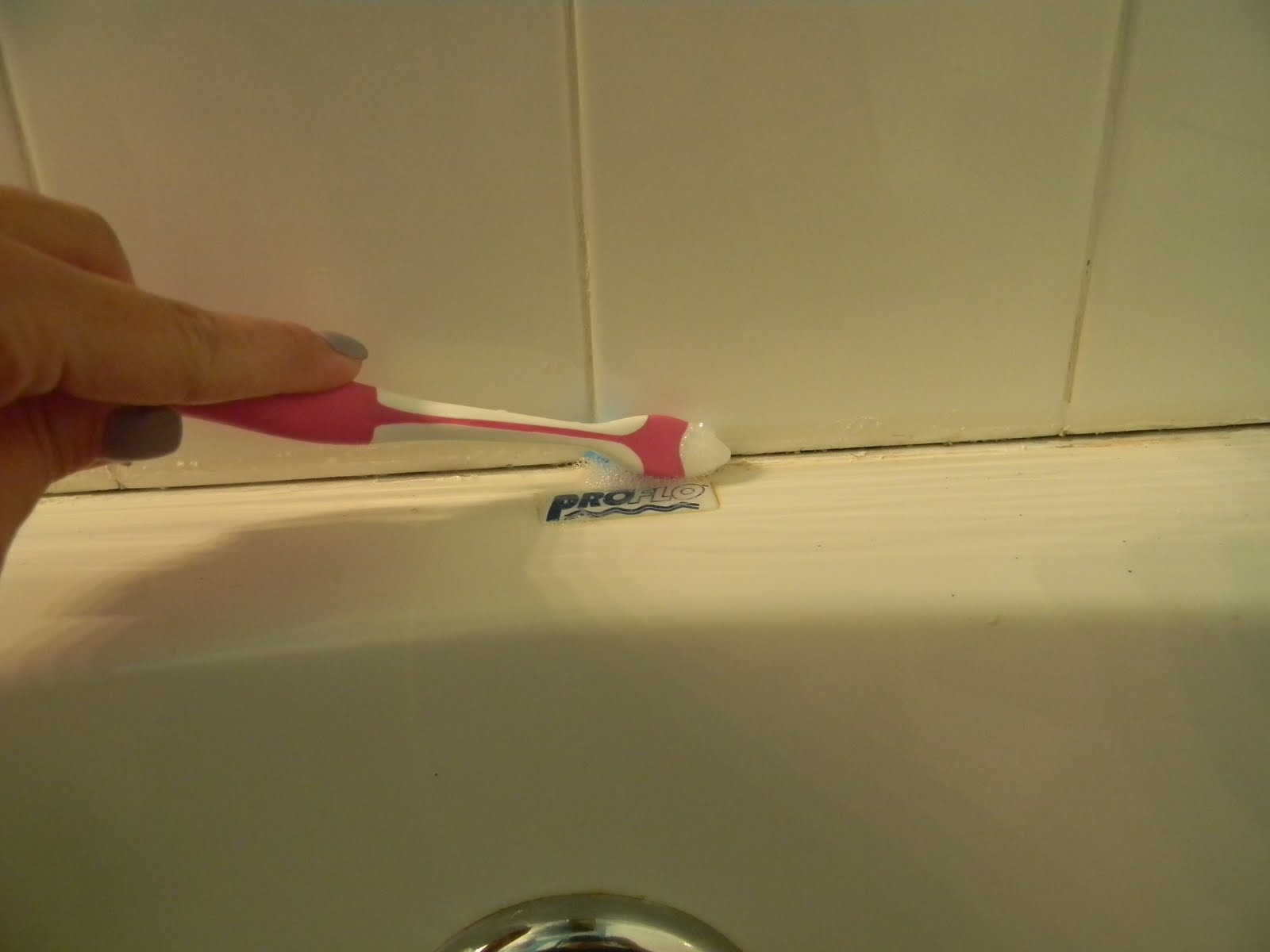 The Crafty Bachelorette: Let the Caulk jokes begin!