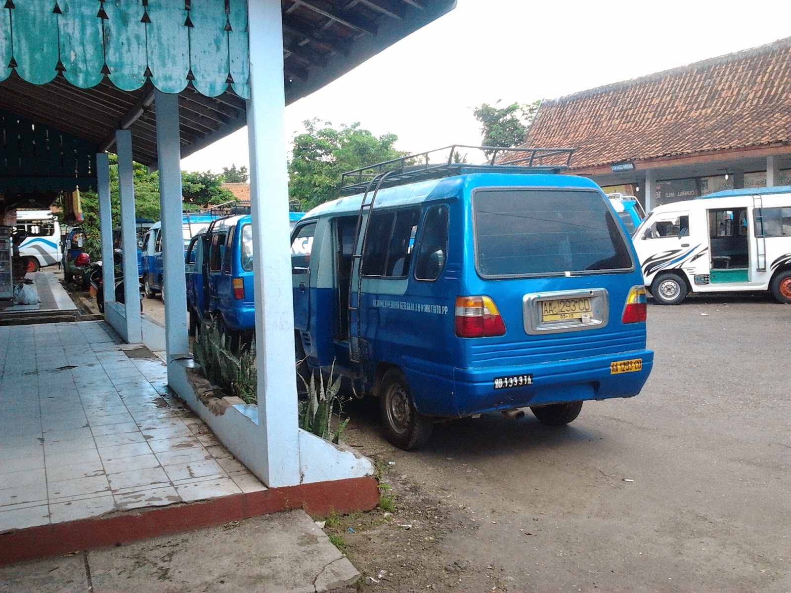 cerita: Angkot Unik Kebumen