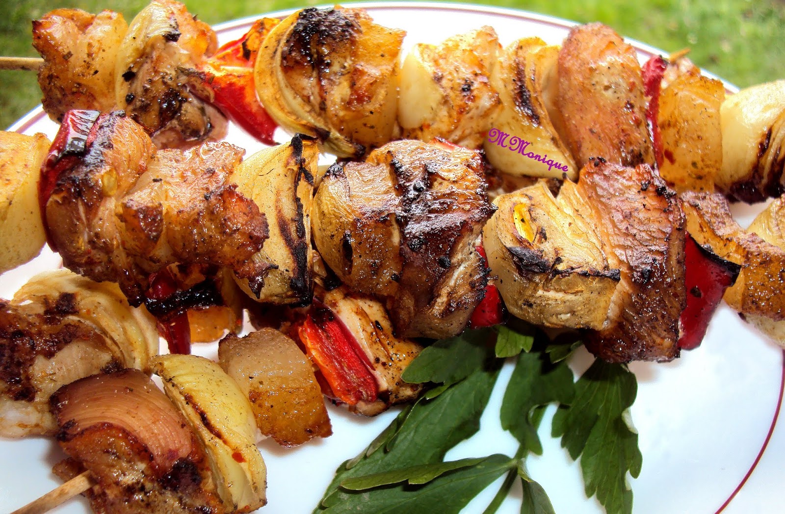 Monique Marton Cuisine: FRIGĂRUI DE PUI