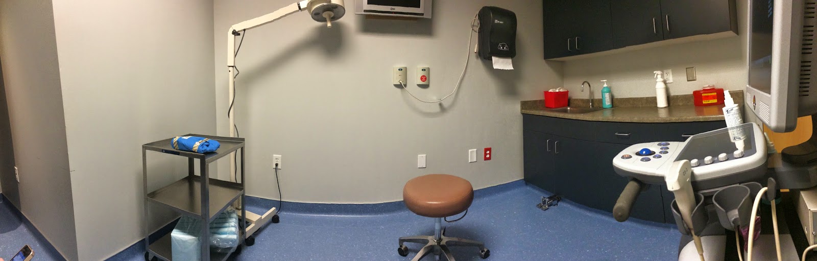 The Road To Baby Madsen: Our IVF Journey: Our First Frozen Embryo Transfer