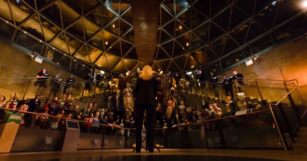 Planet Hugill: Vivid theatricality and stunning singing: Suzi Digby and ...