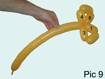 CLASSICAL: One balloon dreidel