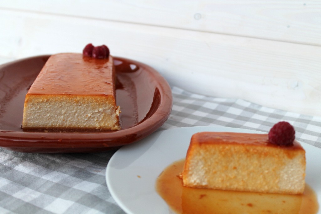 YOLANDA PINCHOLOS COOKING: Pastel de requesón con caramelo