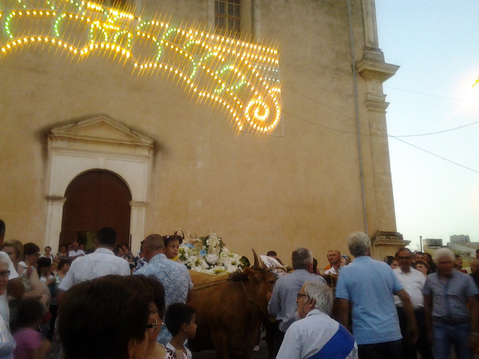 looking for identity: What a great festival in Racalmuto.