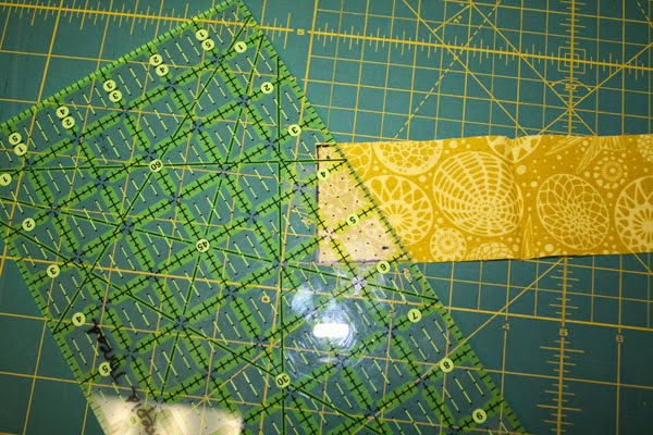 How to cut fabric with Templates A Tutorial | The Intrepid Thread
