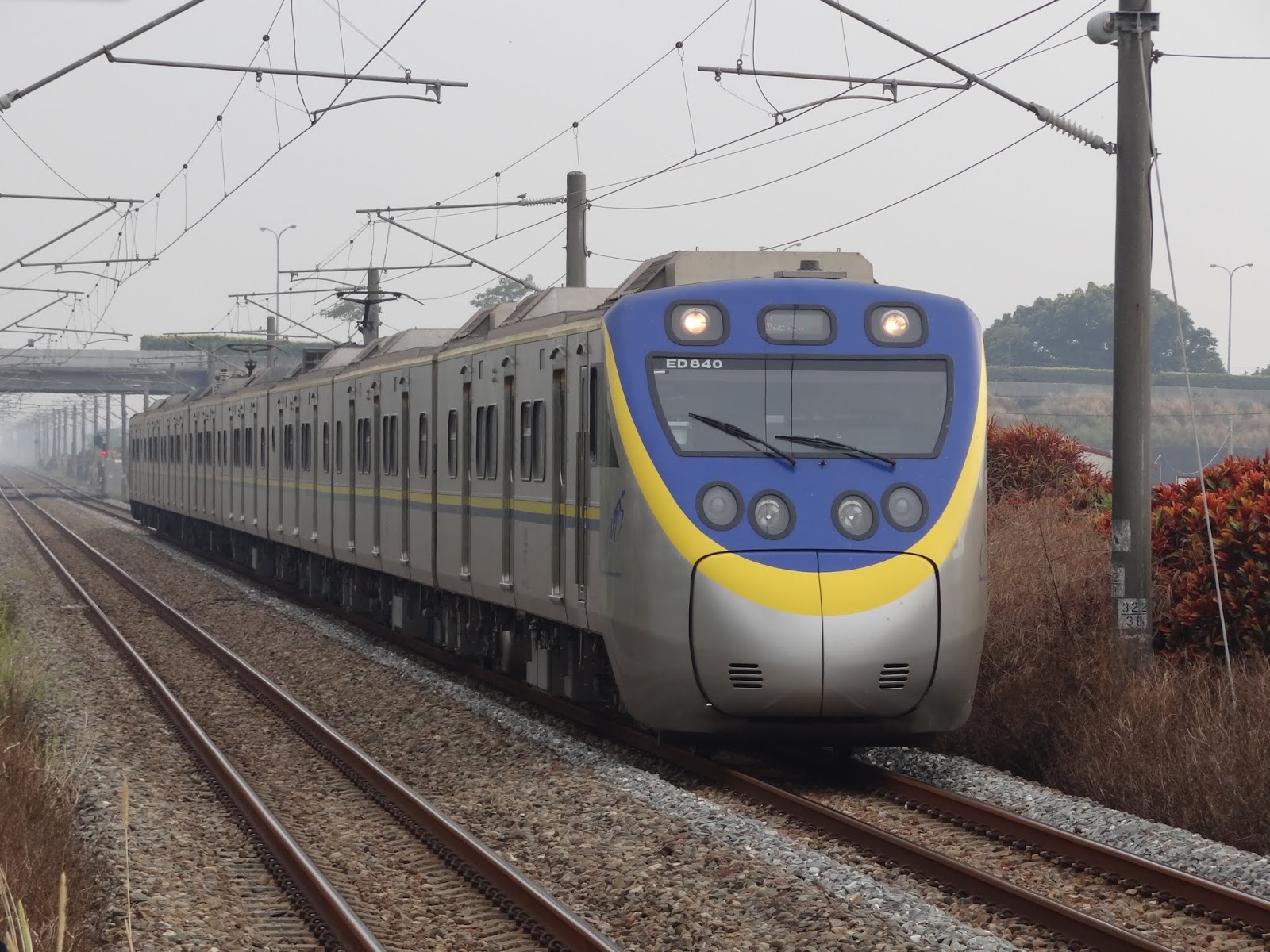 Blair's 鐵道攝影: EMU840電聯車 / TRA EMU840 Electric Multiple Unit