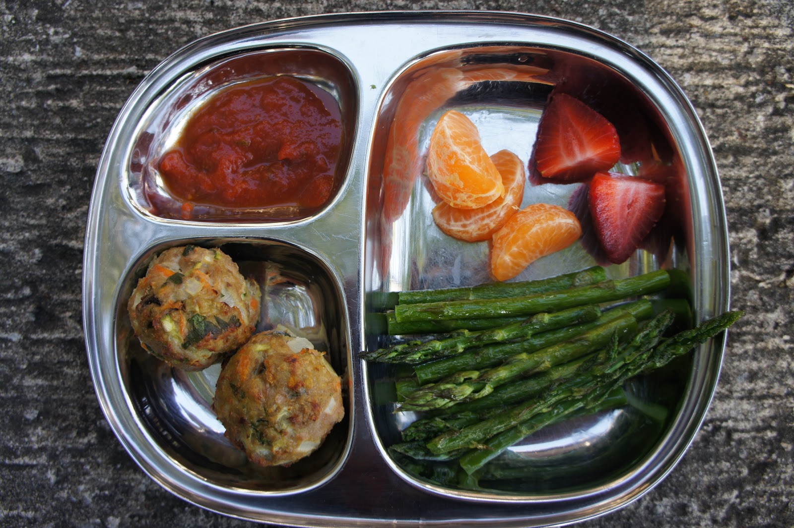 Kid Can Eat!: Simple Plates #13, New Eco Lunchbox