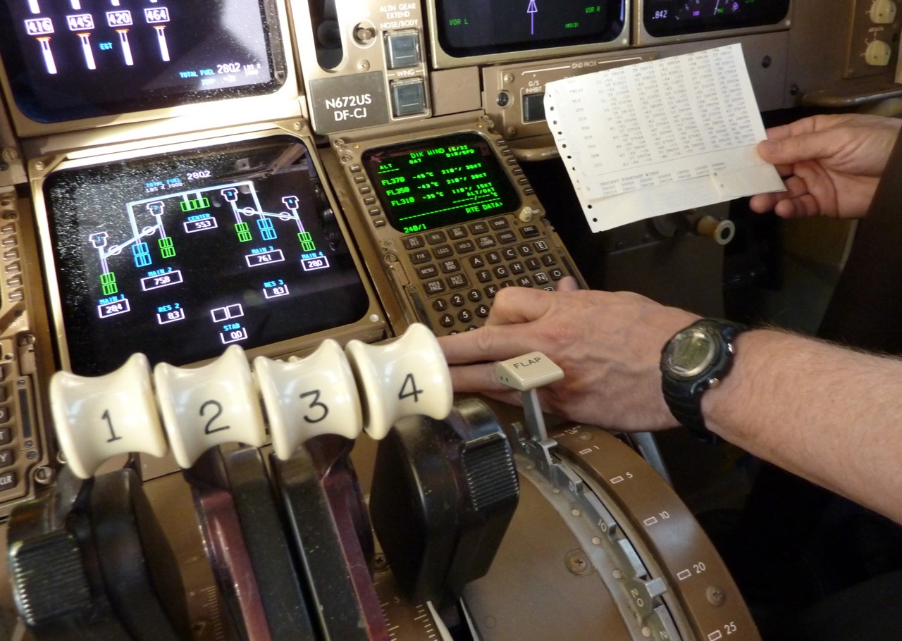FMC or CDU, That is the Question? - General X-Plane Discussion - X ...