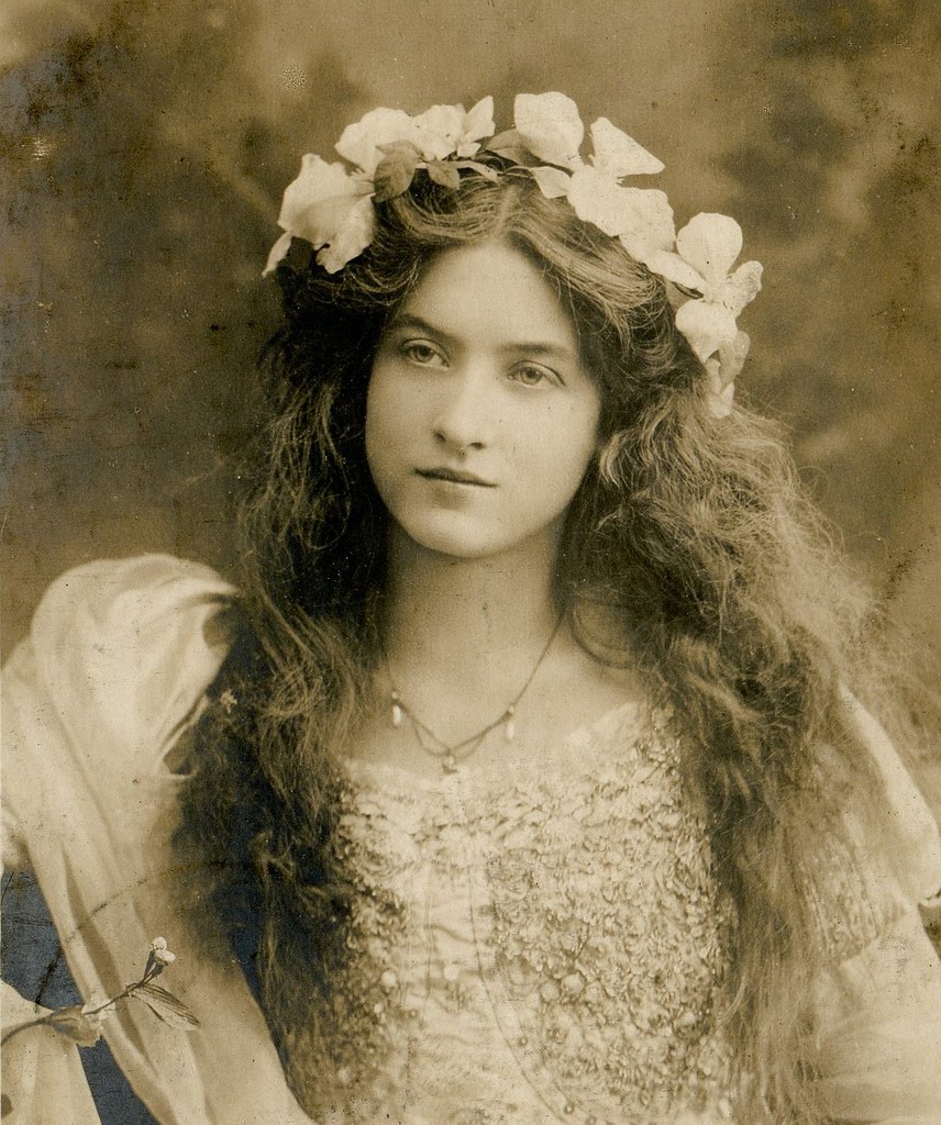 Photography: Maude Fealy