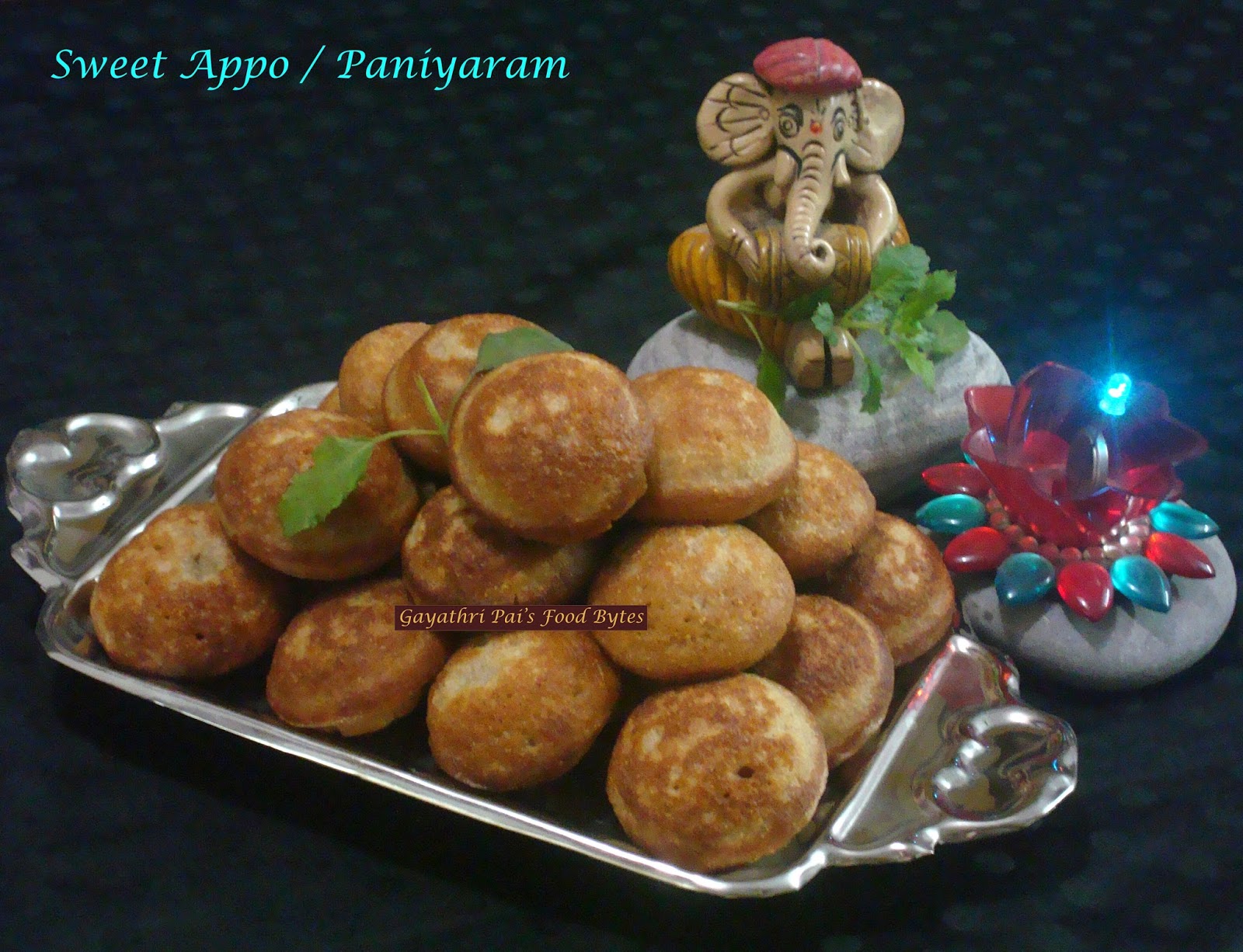 Gayathri Pai's Food Bytes: Sweet Appo / Paniyaram.
