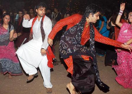 Beautiful Wallpapers: Navratri ras-garba photos collection