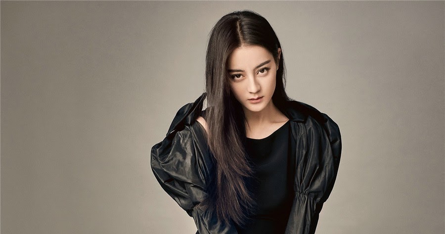 China Entertainment News: Dili Reba poses for fashion magazine