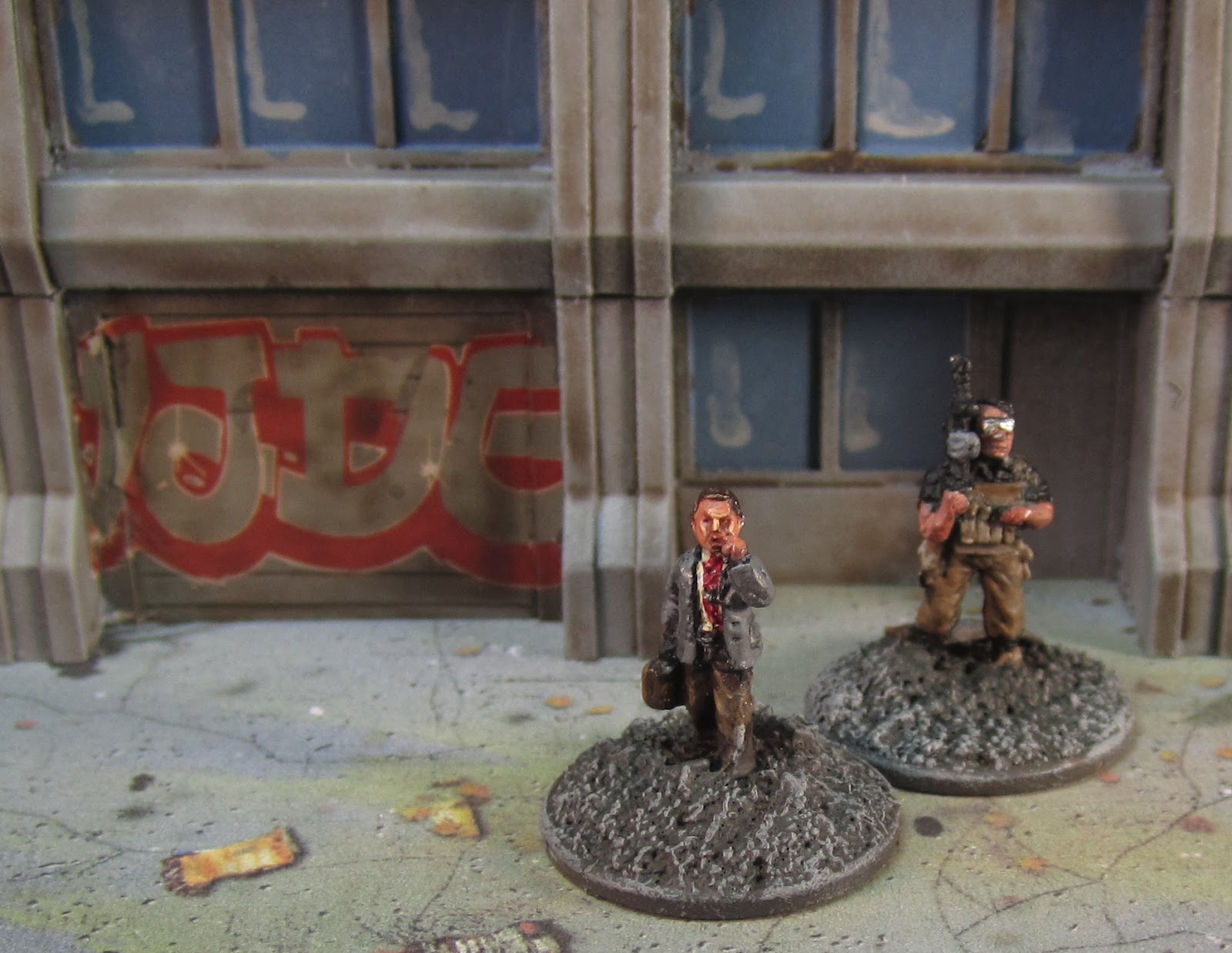 ClearHorizon 15mm Scale Miniatures Blog: 15mm Shadowrun Miniatures