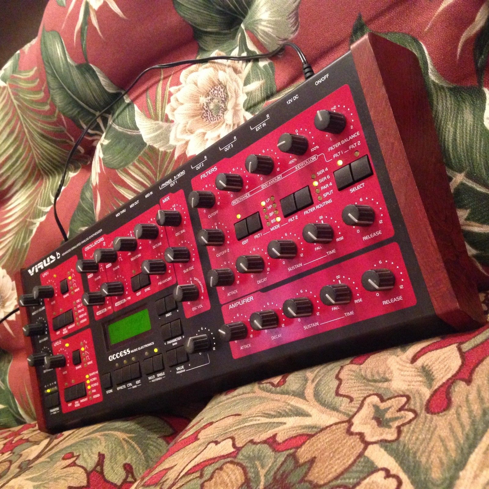 MATRIXSYNTH: Access Virus B desktop synthesizer