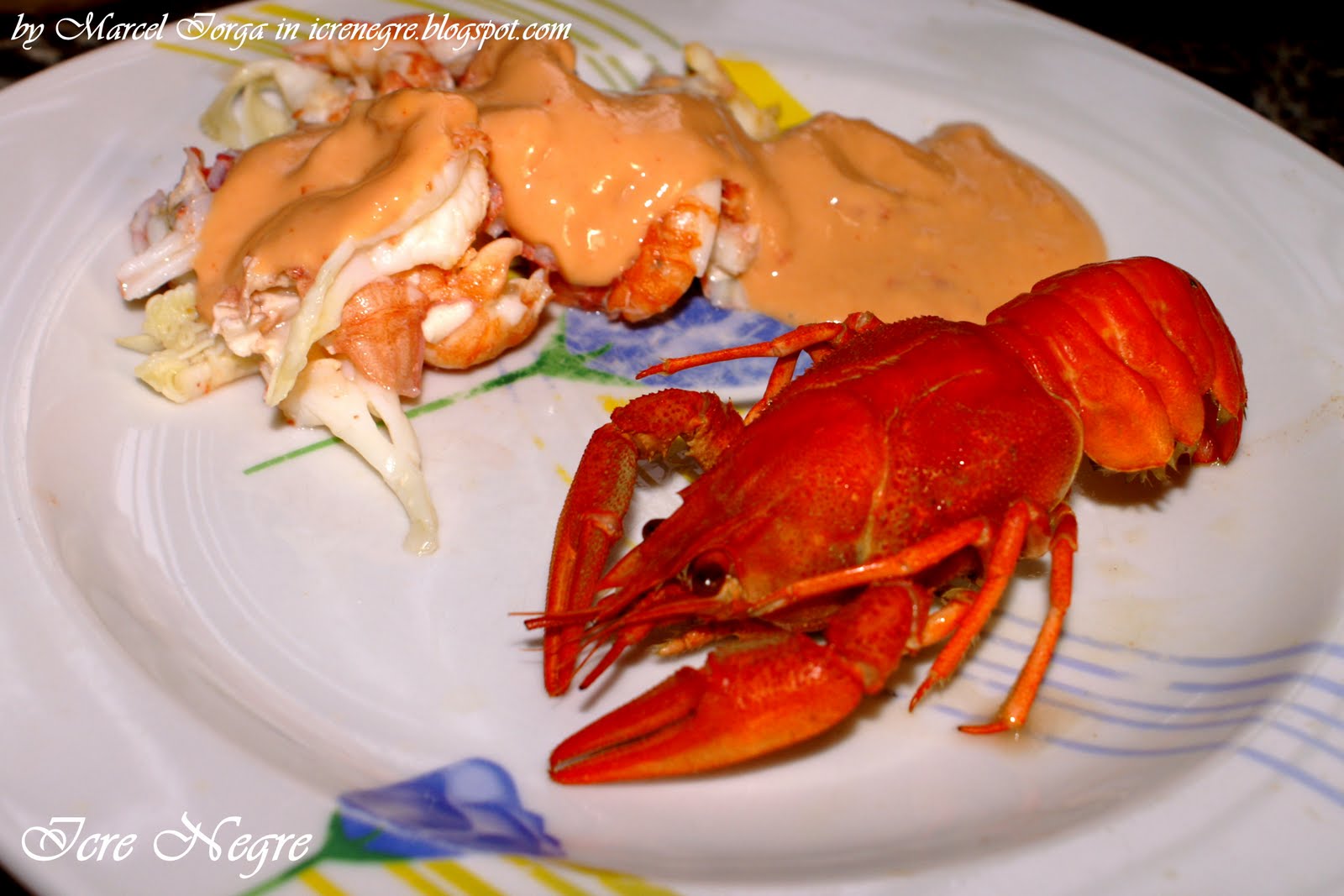 Icre Negre: Raci fierti si serviti cu sos "O Mie de Insule"