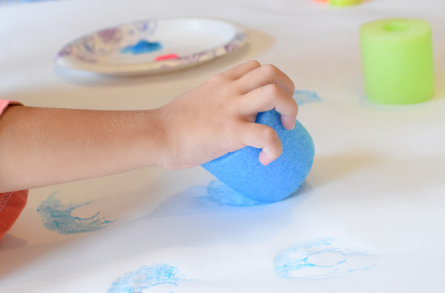 Pool Noodle Painting Process Art | What Can We Do With Paper And Glue