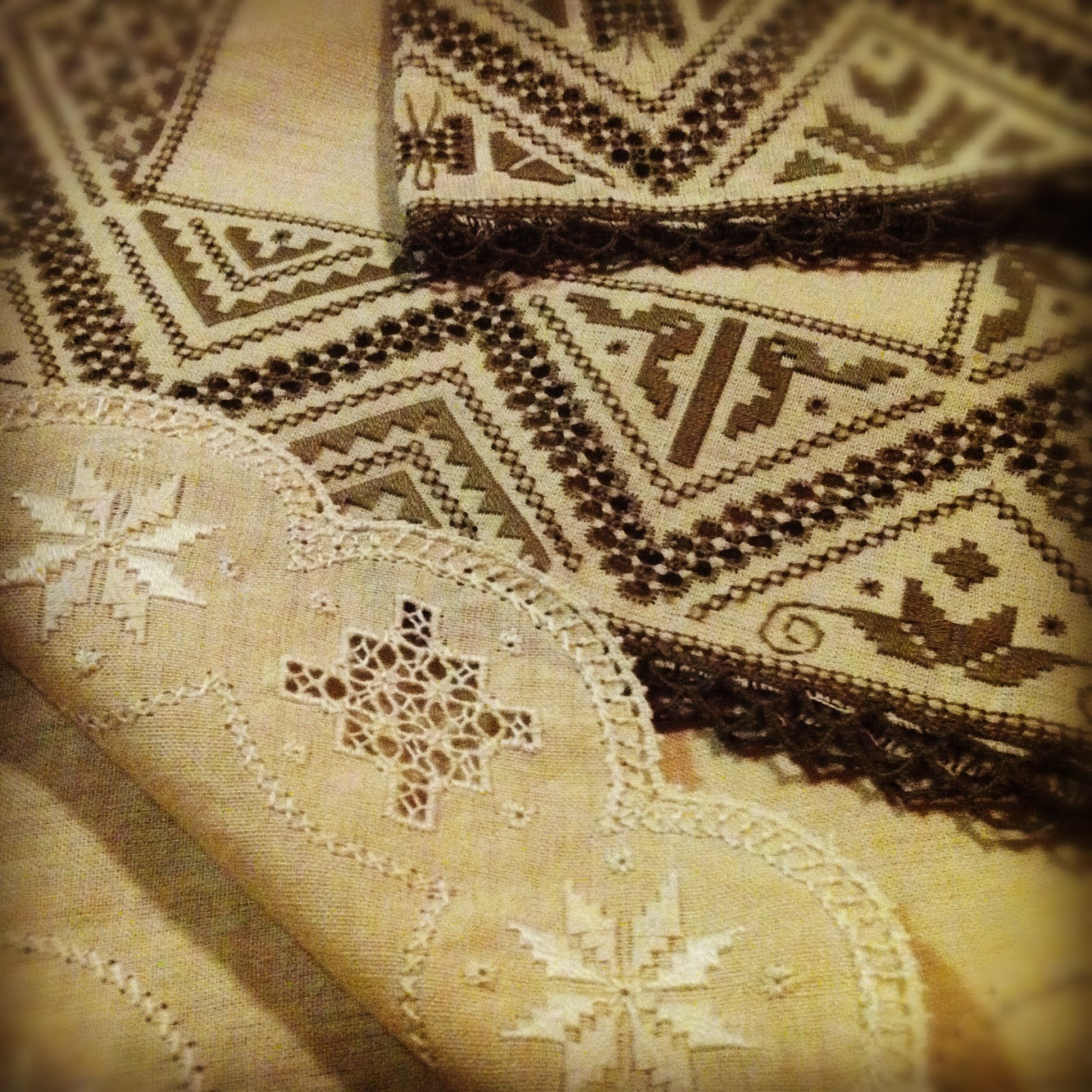 Big Lion Little Elephant: Lovely Lefkara Lace