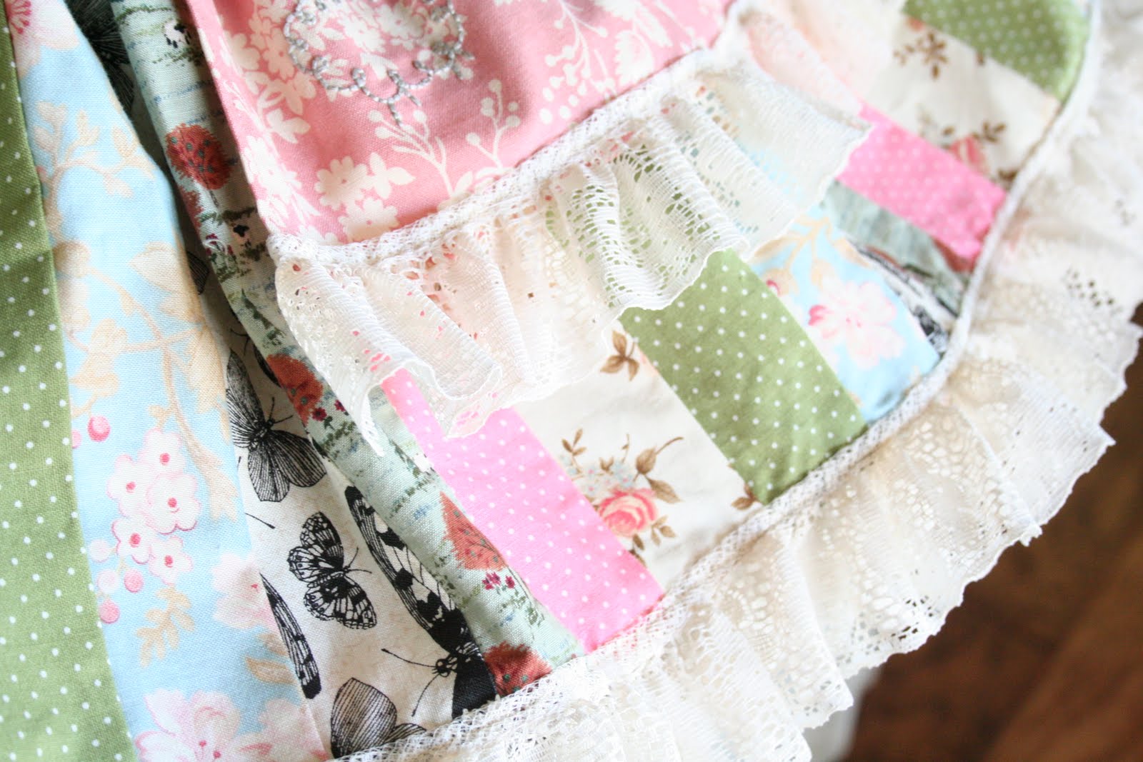 EmbroiDiva: Matilda Jane Inspired Dresses