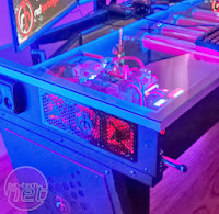 Red Harbinger Cross PC Desk | Dunia.IT.Kami