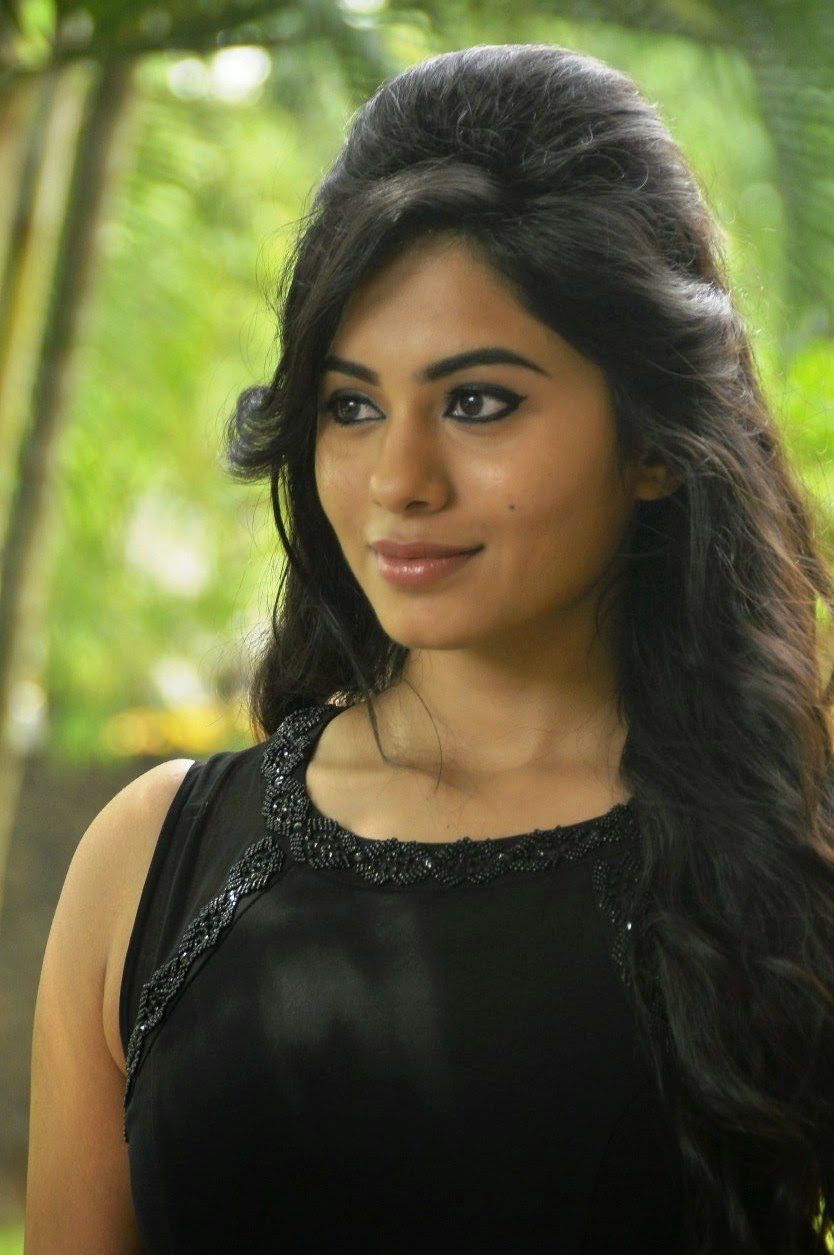 Deepa Sannidhi sizzling at Enakkul Oruvan |Tamil Cinema News Updates ...