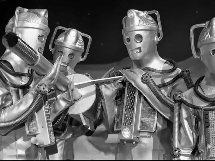 The Rued Morgue: Doctor Who: The Tenth Planet & The Moonbase DVD reviews