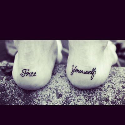 Free yourself: Tattoo Pläne