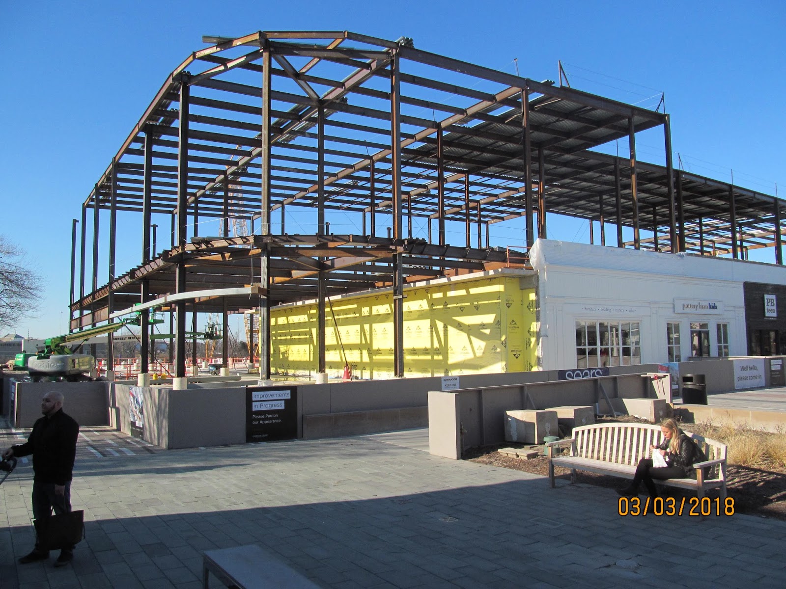 Trip to the Mall: Oakbrook Center Construction Progress 3/18