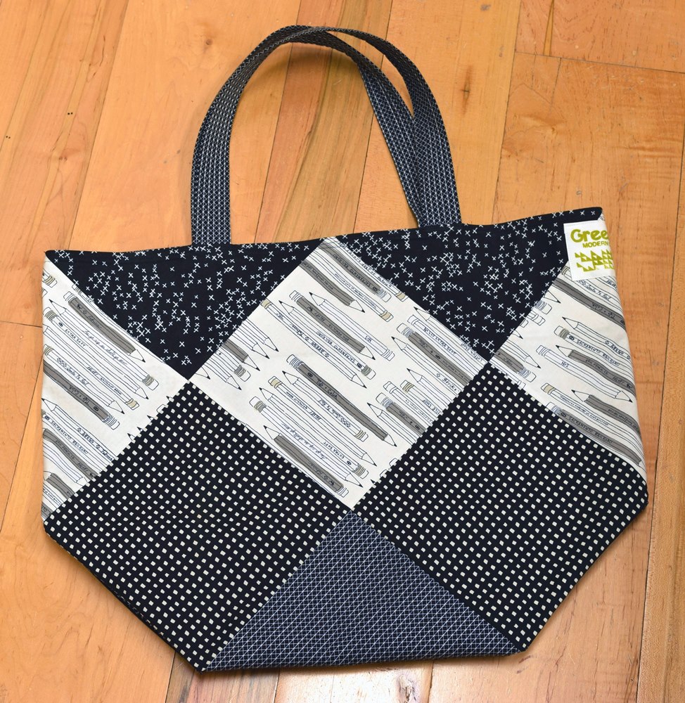 Quilted Blooms: Big Ole Schlep Bag