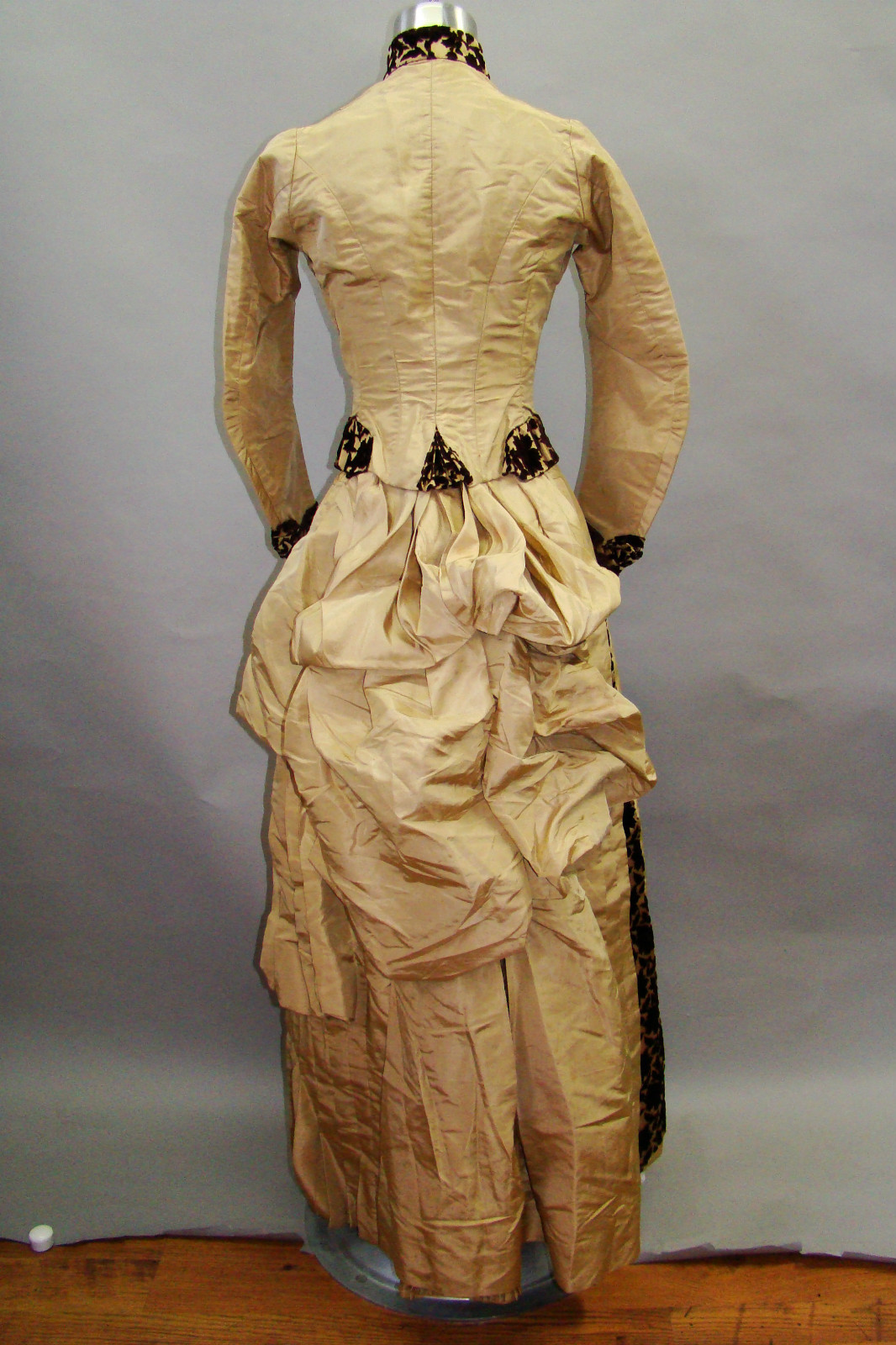 All The Pretty Dresses: 1880's Yellow & Black Bustle Era Outfit