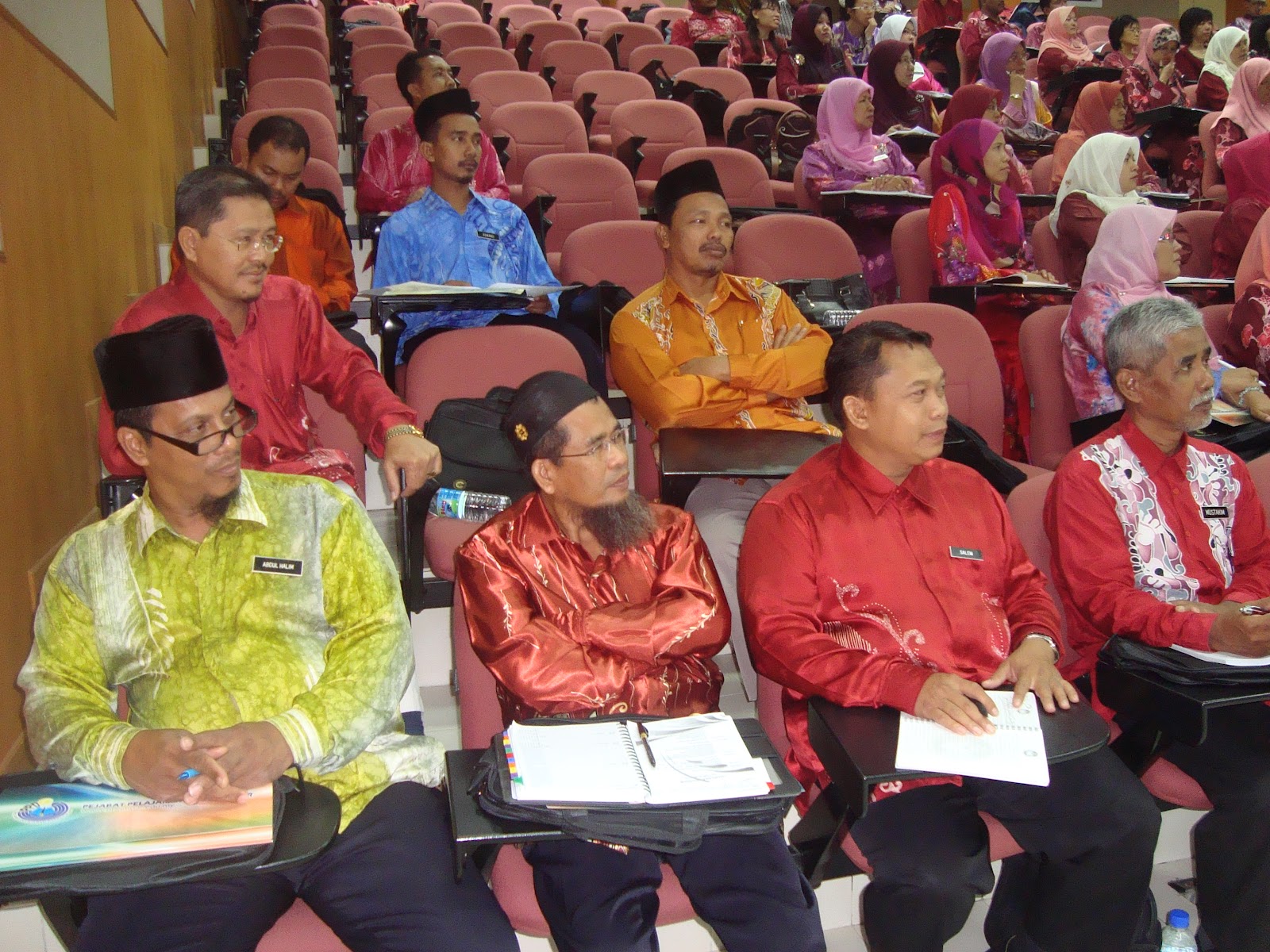 MAJLIS GURU CEMERLANG MUAR: Kursus Pemantapan Profesionalisme Guru ...