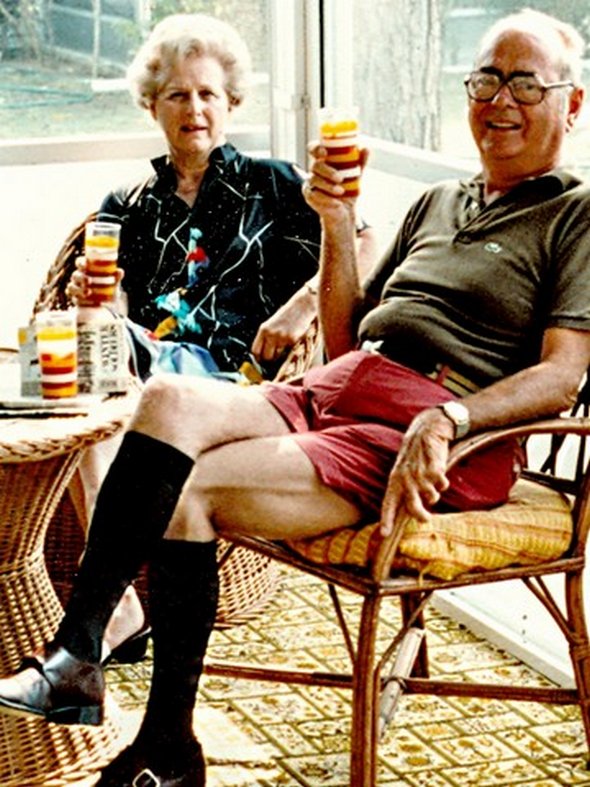 Strange world: 21 Weird Family Photographs