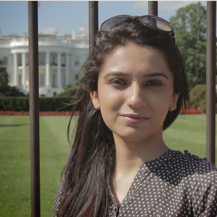 Pak Celebrity Gossip: Maria Memon Biography & Photos