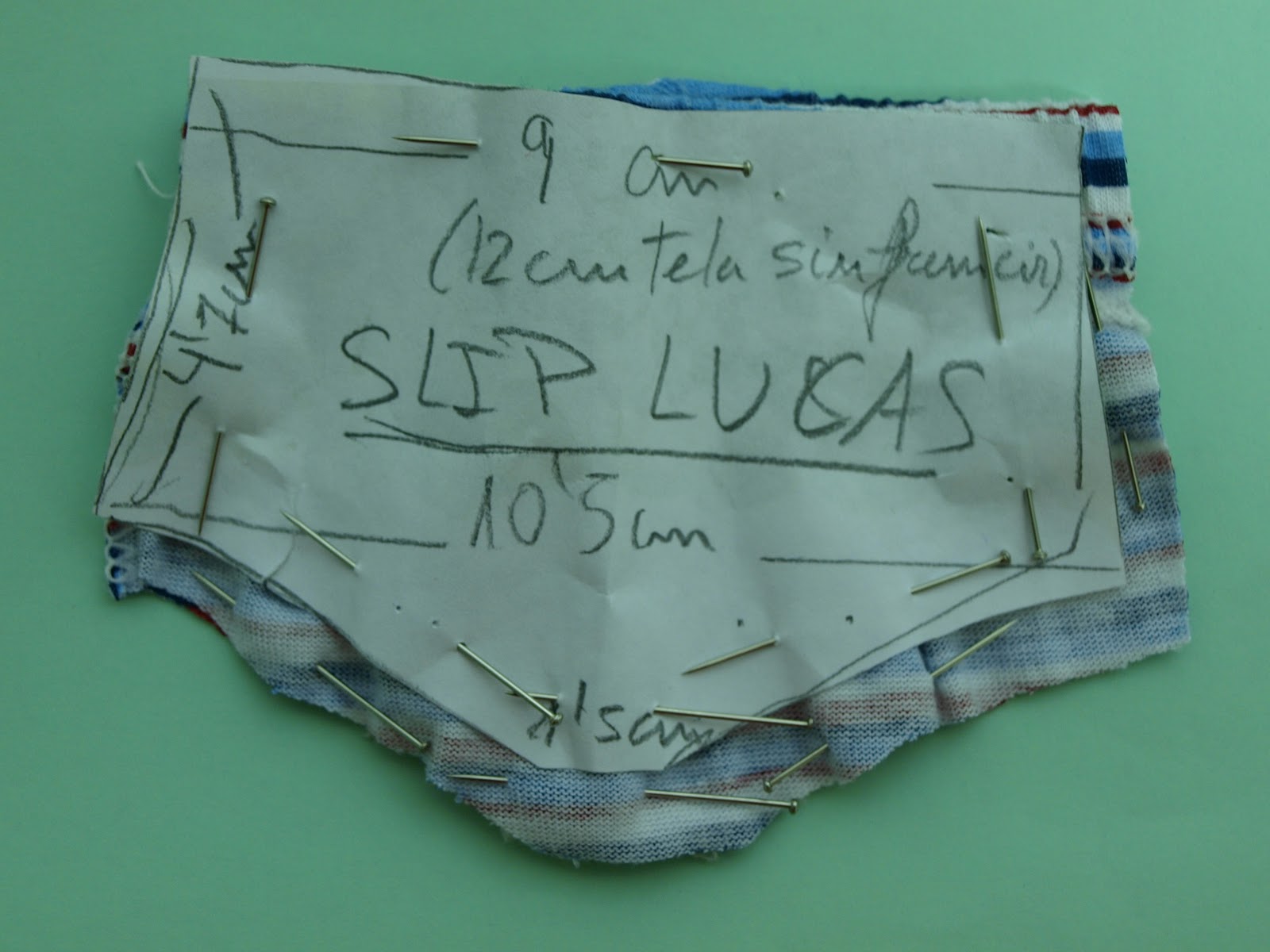 Nancy: Silp para muñeco Lucas