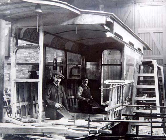 Just A Car Guy: 100 years ago Edinburgh Scotland, double decker street ...