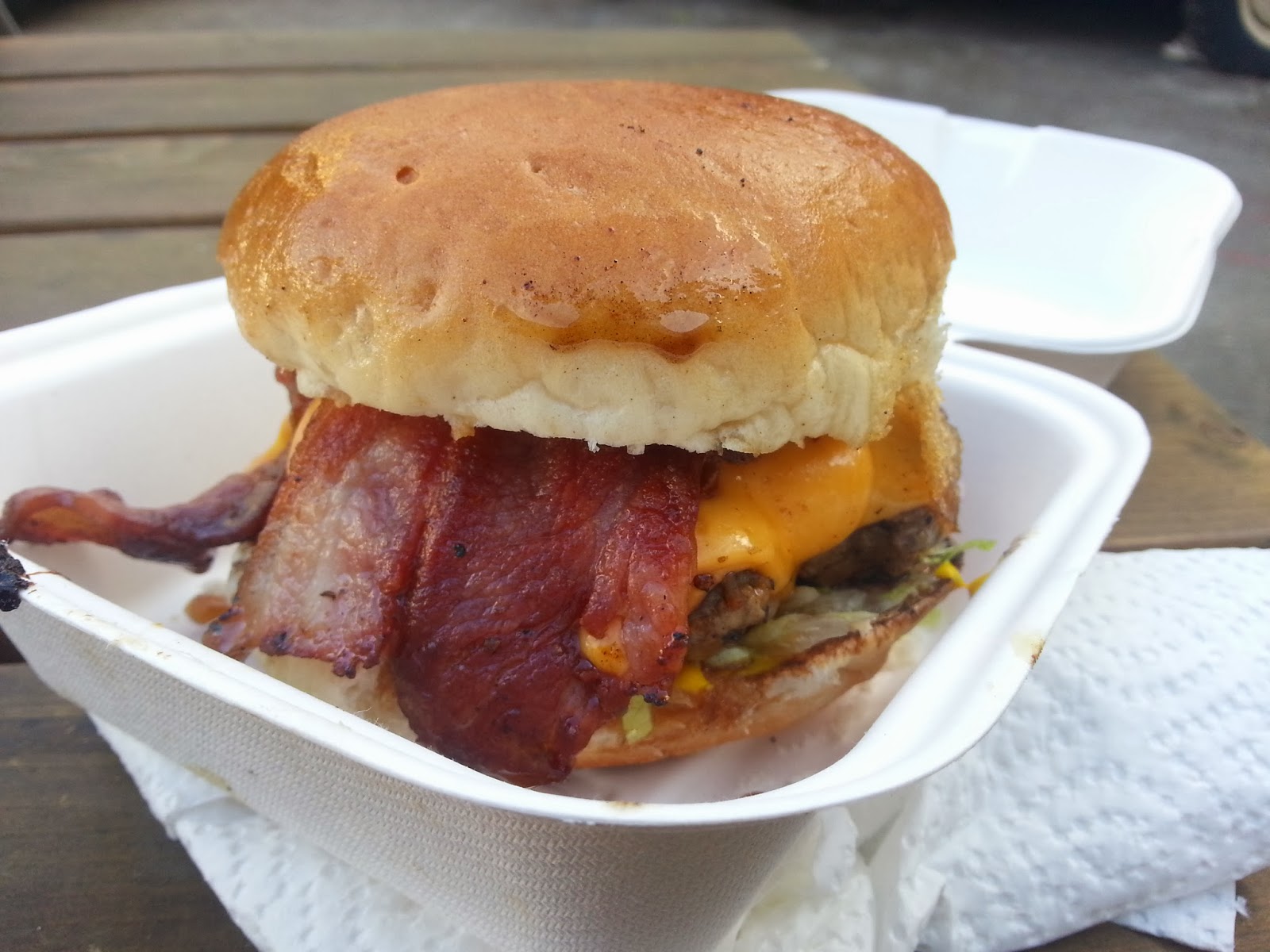 Burger Me! A London Burger Blog: [Review] The Grizzly Bear from Burger ...