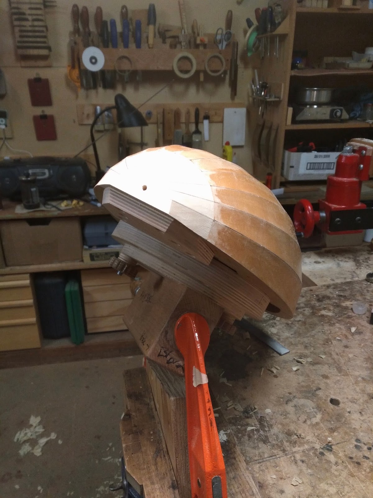 The Lute's Progress,: Here's a Thing I Made, or, How to Hold A Lute ...