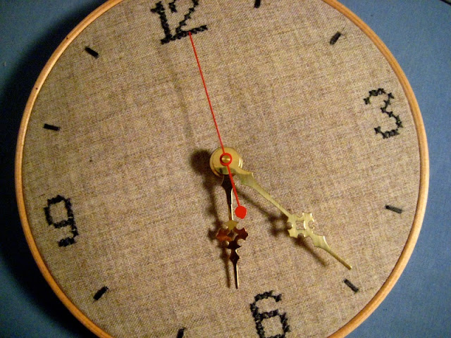 From Scratch: Embroidery Hoop Clock
