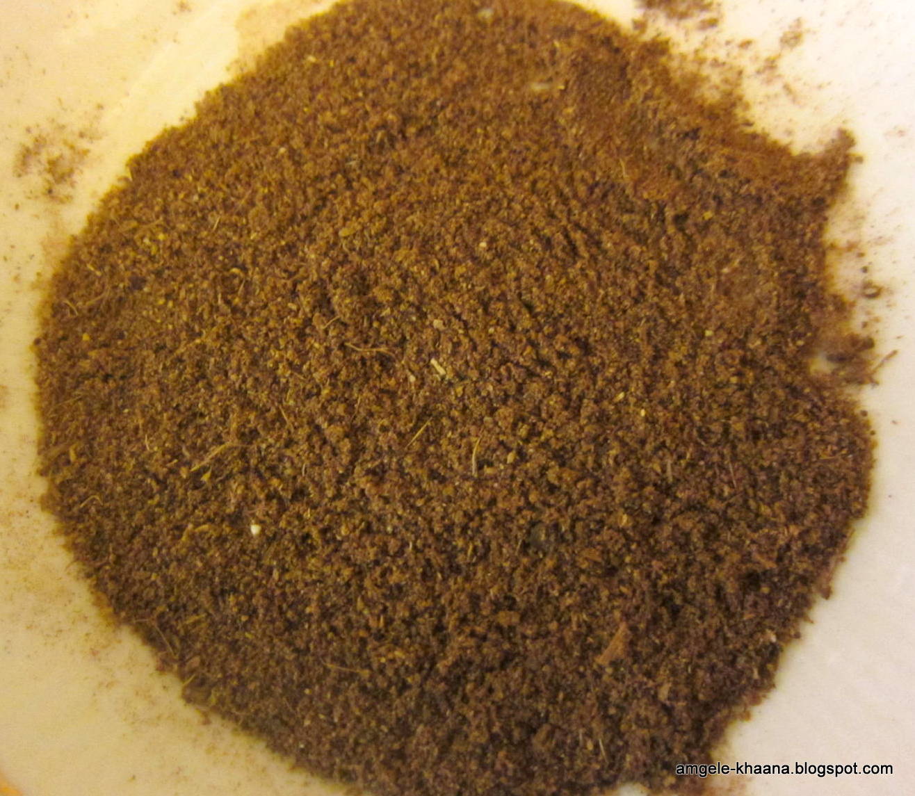 Amgele-Khaana: Kala Masala