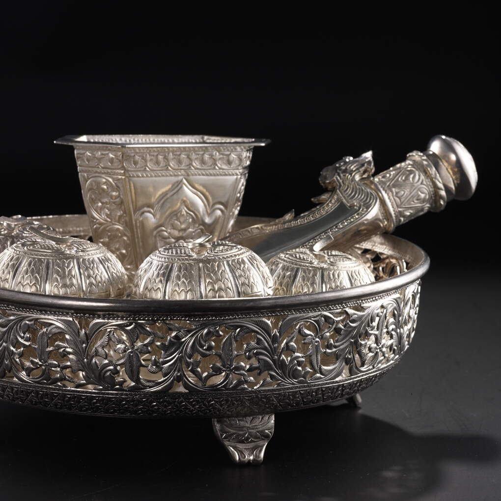 Informasi Kraf Malaysia: Seni Kraf Logam