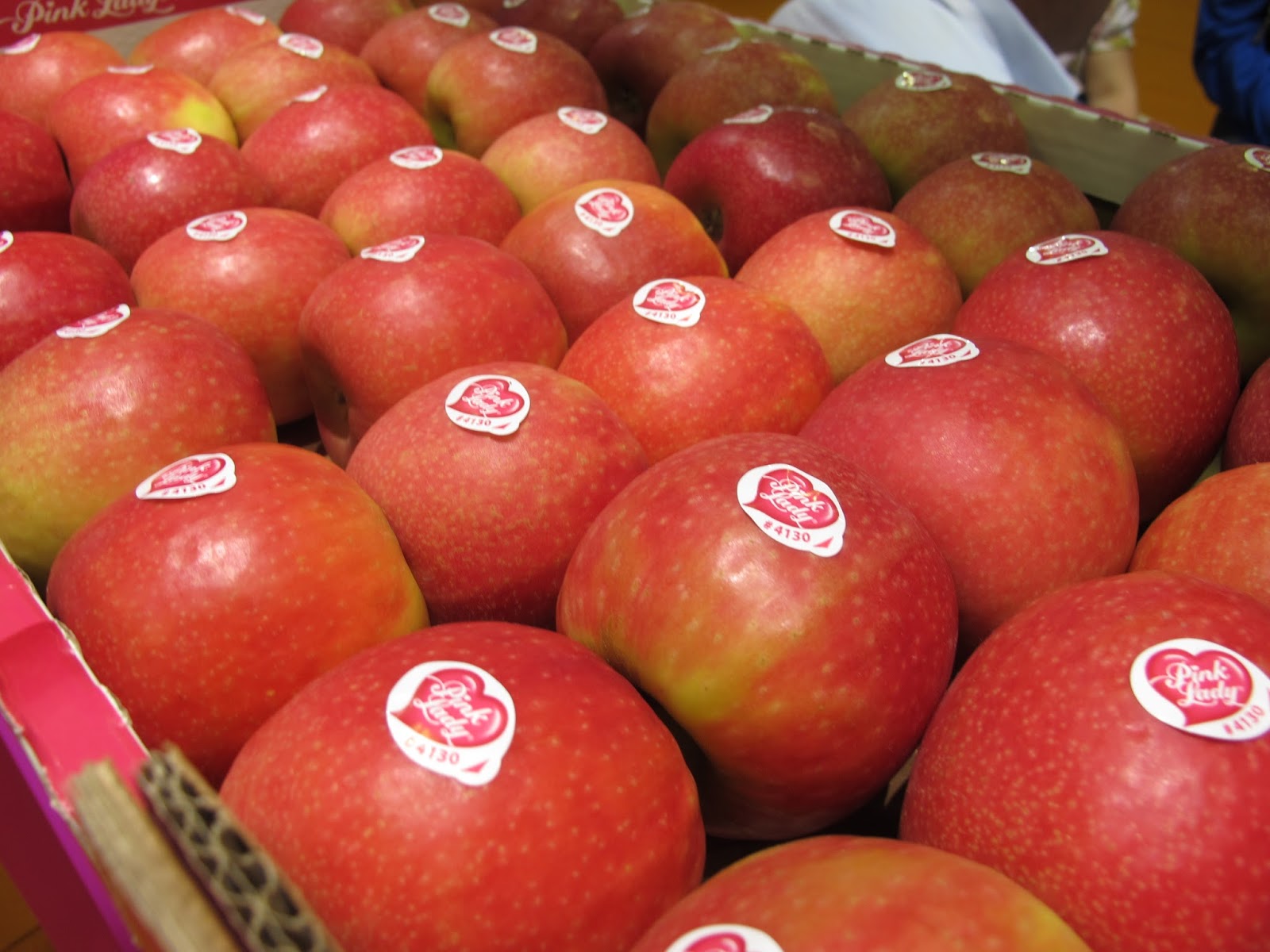 SOPEXA Hong Kong Official Blog: Pink Lady @ Asia Fruit Logistica 2013