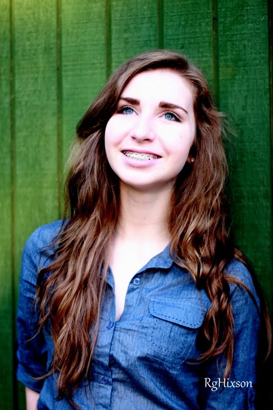 SnapShots by Rg Hixson: Sarah { Senior Snapshoot }
