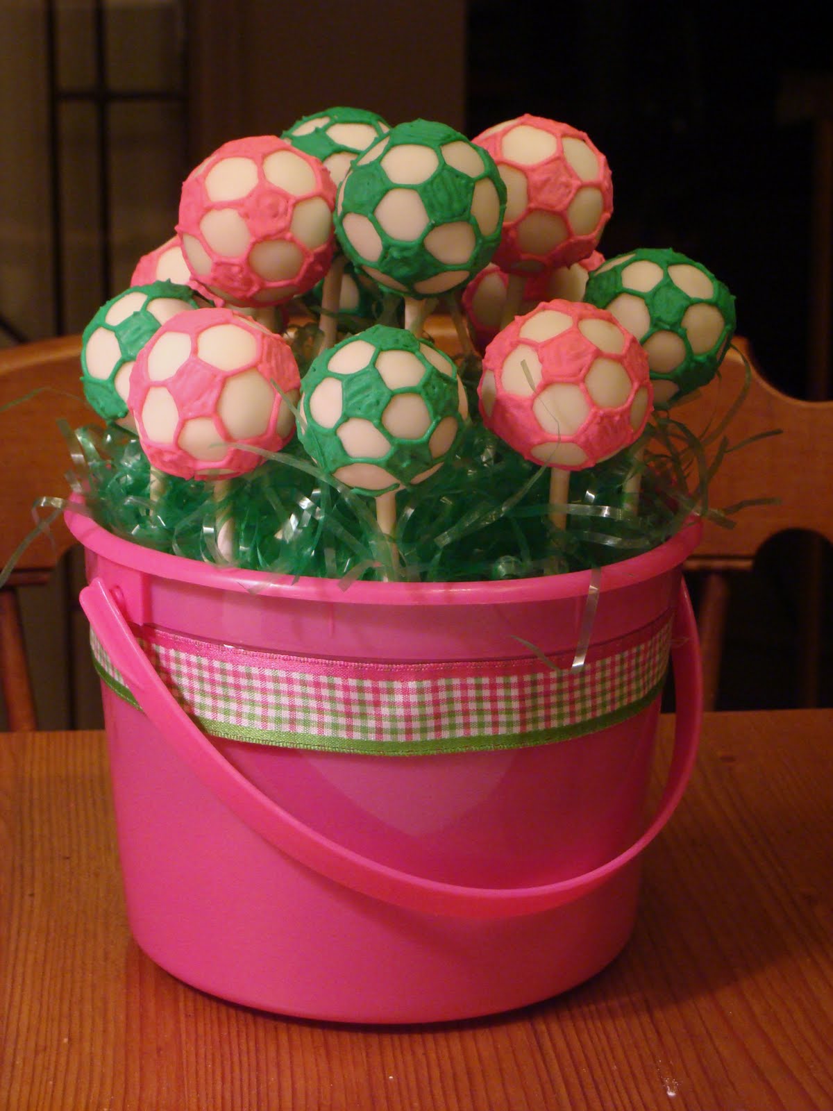 Sweet Treats by Bonnie: Soccer Ball Cake Pops & Cookies