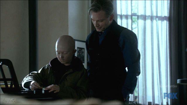 Fringe Observiews 5.11 The Boy Must Live ~ Fringe Television - Fan Site ...