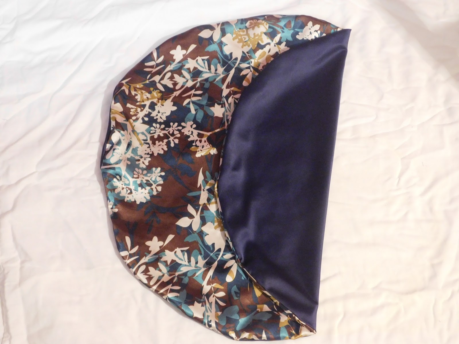 The Lyfe of a...: DIY: 100% Satin Hair Bonnet