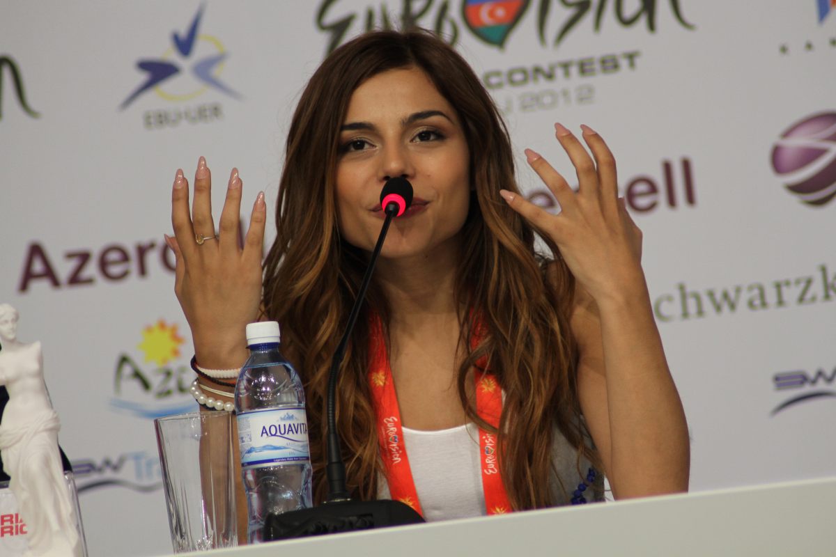 EUROVISION ADDICT: Rehearsals 2012: Day 1