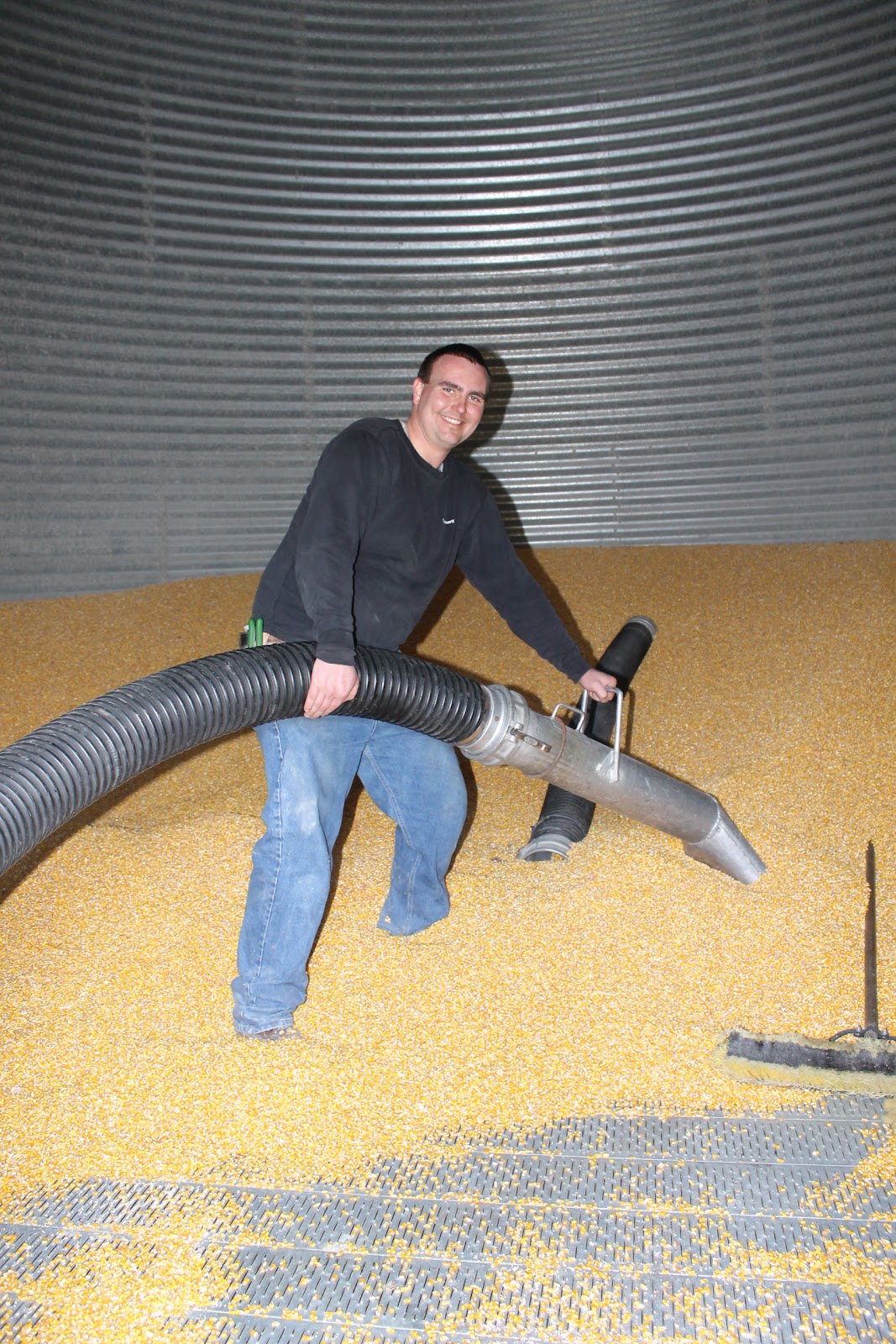 Corn, Beans, Pigs and Kids: Farm Friday