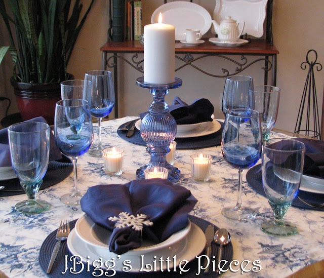 JBigg: Life in Kentucky: Winter Blues and a Blue and White Tablescape