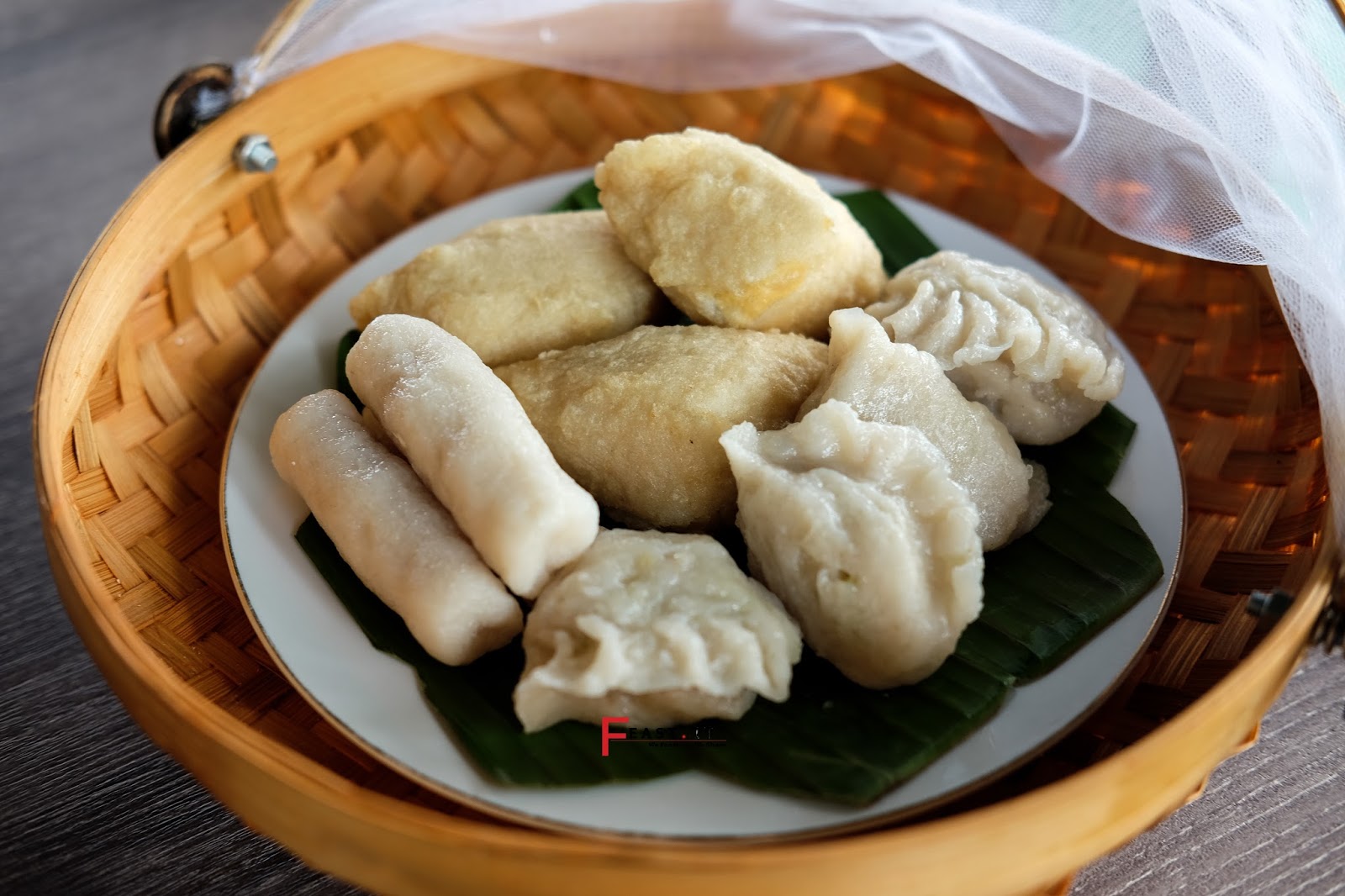 Feast.it - Indonesia Food and travel blogger : Pempek Keraton Palembang