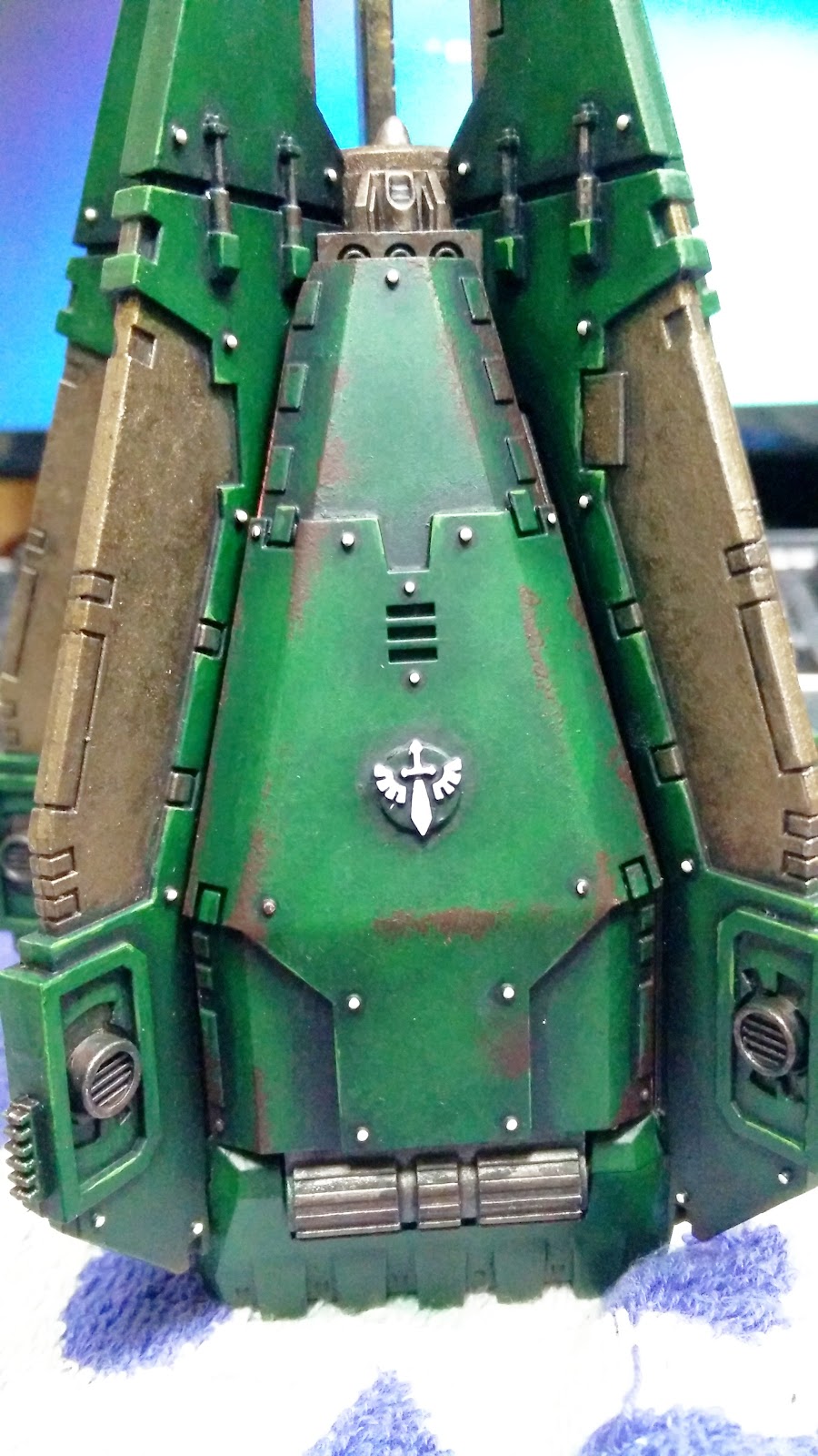 Confessions of a 40k addict: Dark Angels - Drop Pod[s], Pod 1 weathering