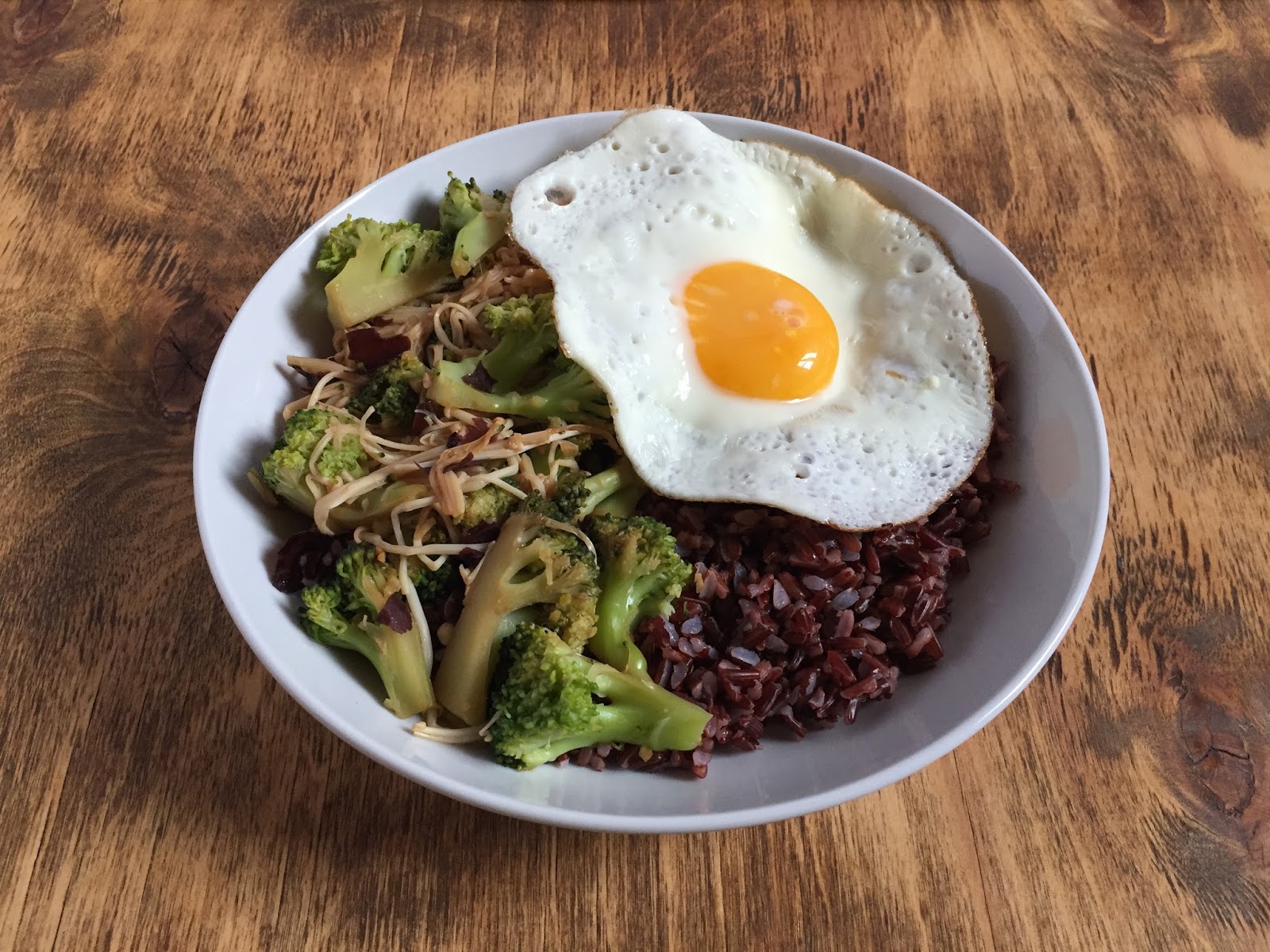 Inglourious Bananas: Red Rice with Broccoli, Enoki Mushrooms and Fried ...